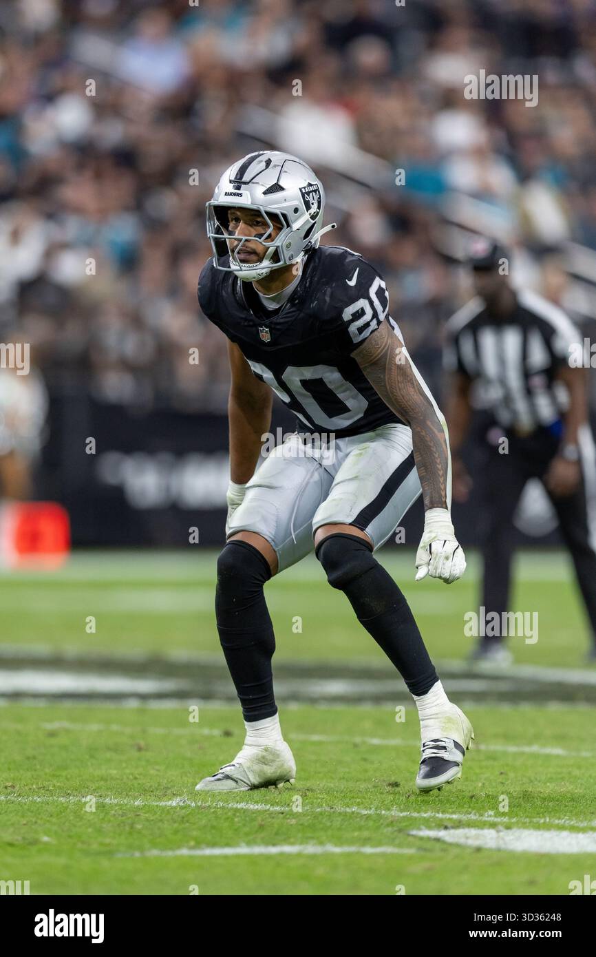 Las Vegas Raiders safety Isaiah Pola-Mao (20) against the Jacksonville ...