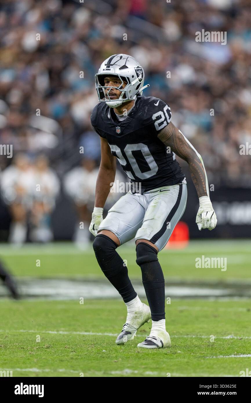 Las Vegas Raiders safety Isaiah Pola-Mao (20) against the Jacksonville ...
