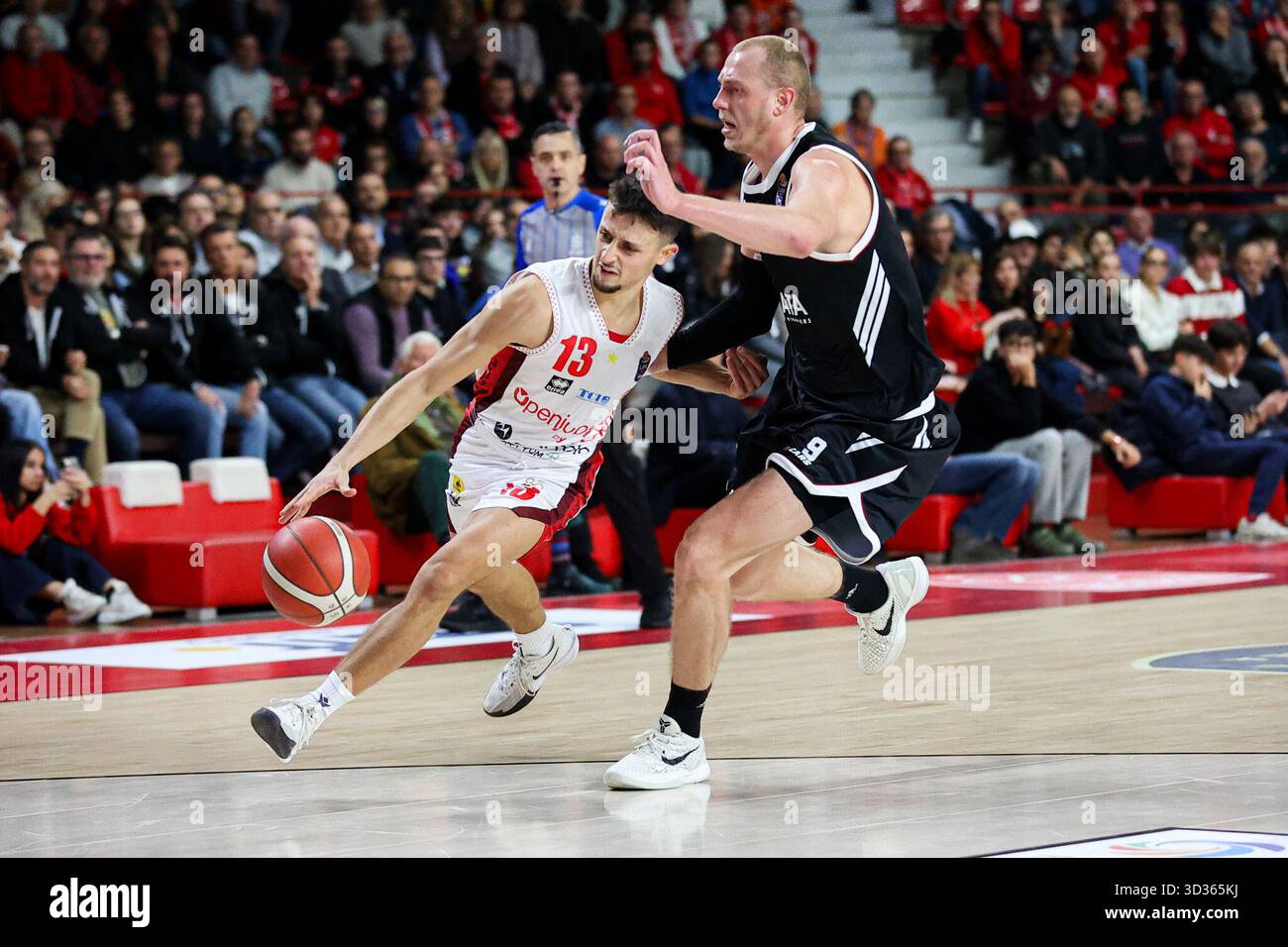 MATTEO LIBRIZZI and ALEN SMAILAGIC during Openjobmetis Varese vs Virtus ...