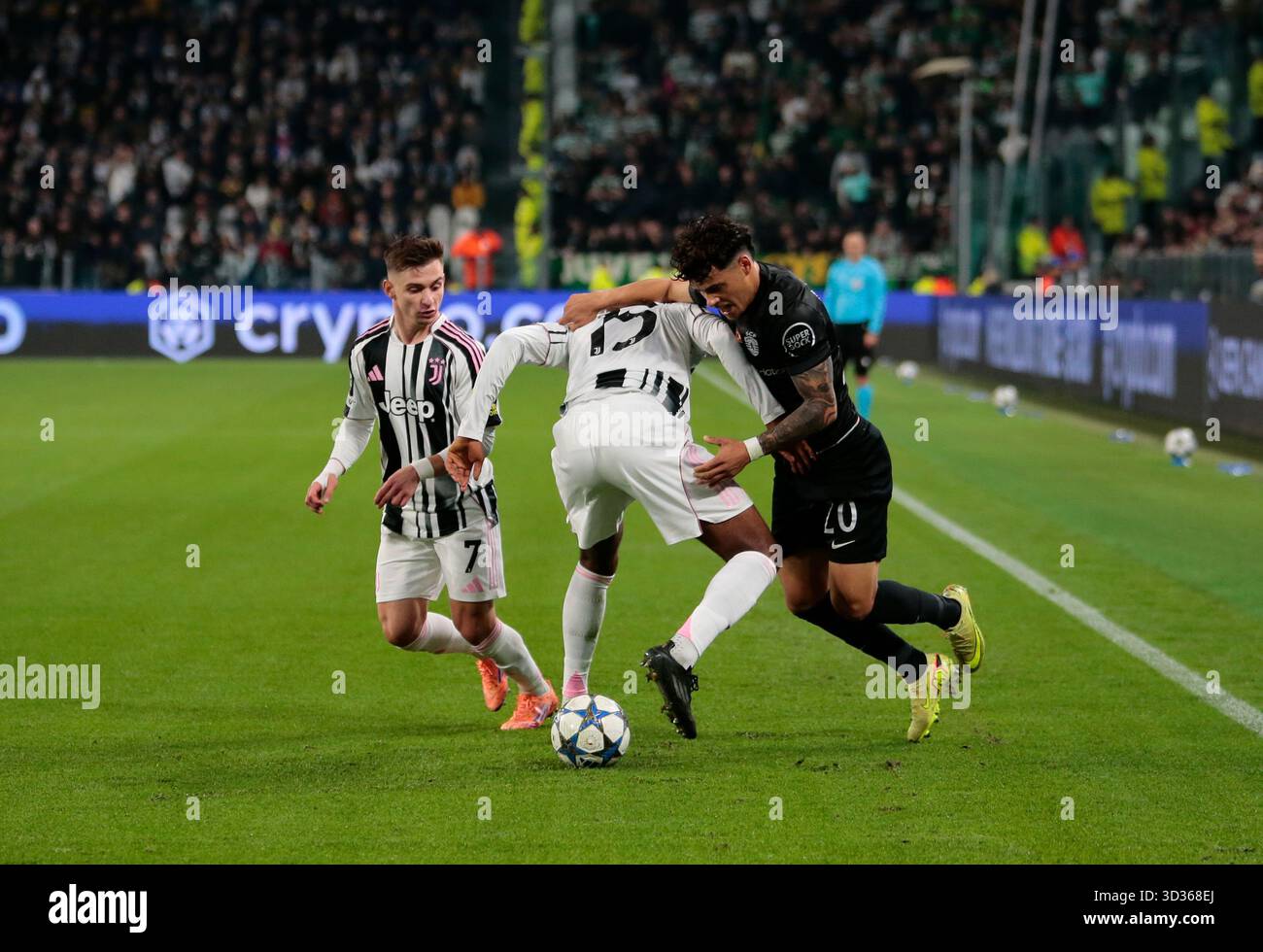 Maxi Araujo of Sporting CP , Perre Kalulu of Juventus FC and Francisco ...