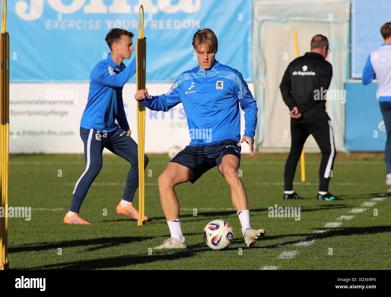 Fussball, Herren, 3.Liga, Saison 2025/2026, TSV 1860 München, Training ...