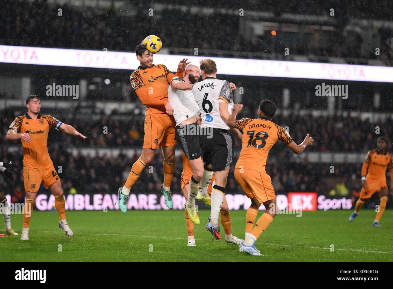 Hull City's Matt Crooks (left), Derby County's Matthew Clarke (centre ...