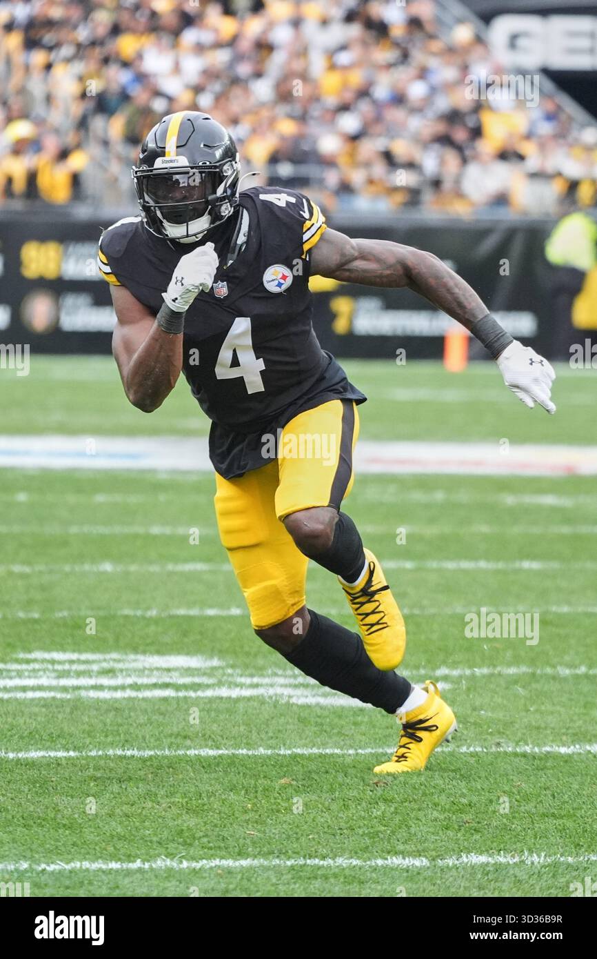 Pittsburgh Steelers wide receiver DK Metcalf (4) runs a route during an ...