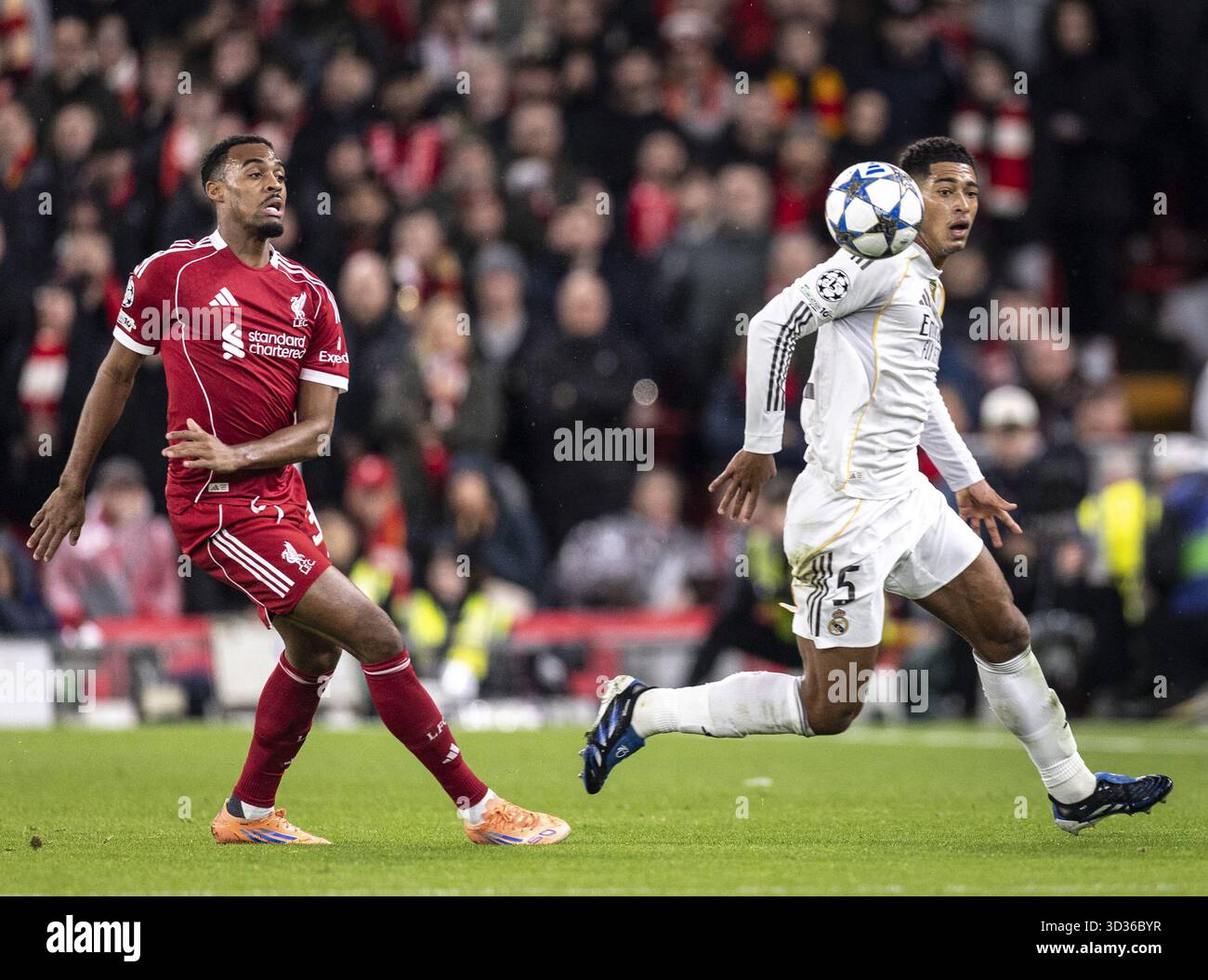 LIVERPOOL, ENGLAND - NOVEMBER 01: Jude Bellingham of Real Madrid ...