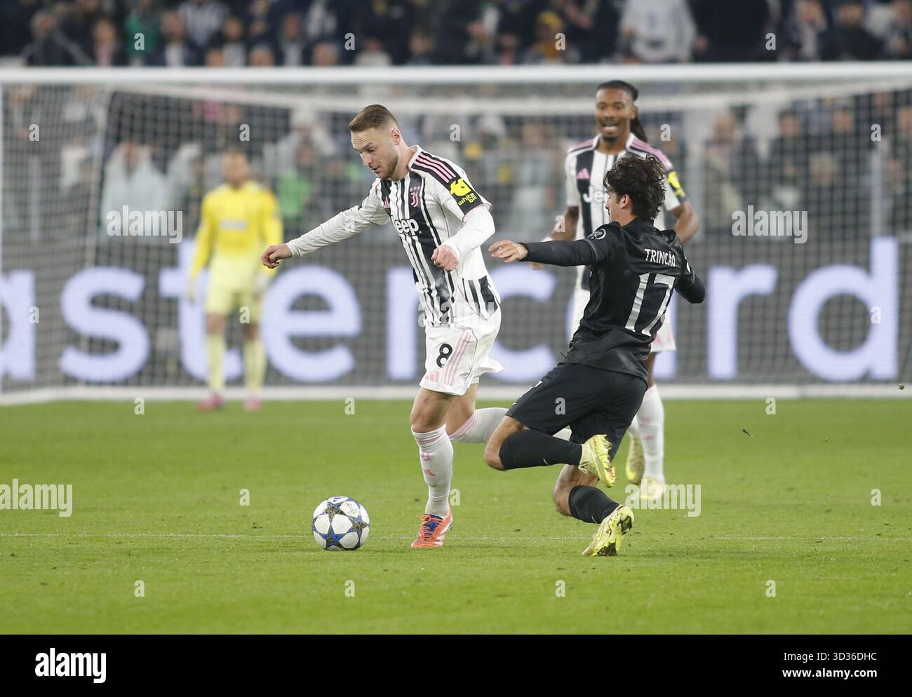Teun Koopmeiners of Juventus FC during the Uefa Champions League ...