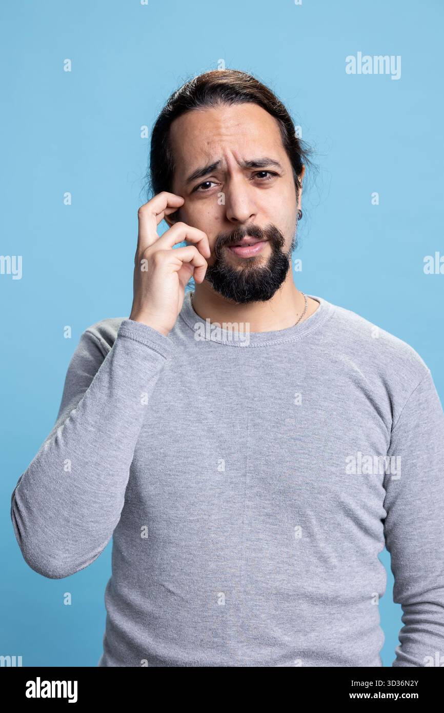 Middle eastern uncertain person hi-res stock photography and images - Alamy