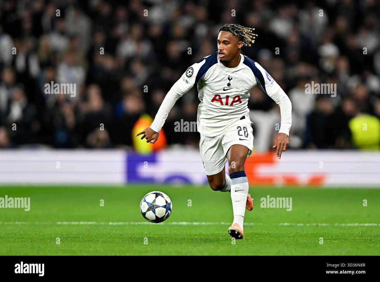 London UK 4th Nov 2025 Wilson Odobert (Spurs) during the Tottenham ...