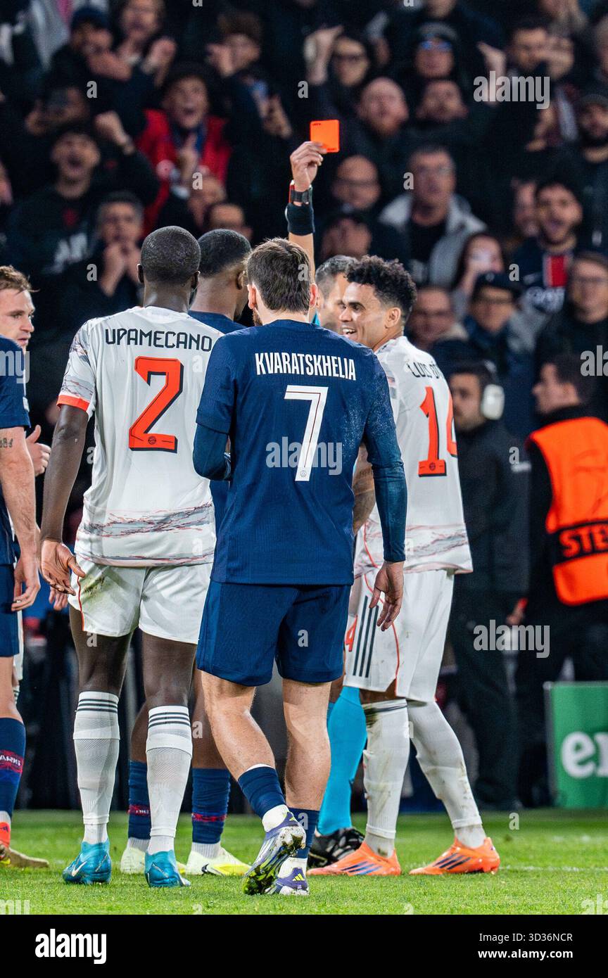 04.11.2025, Paris Saint-Germain vs. FC Bayern München, UEFA Champions ...