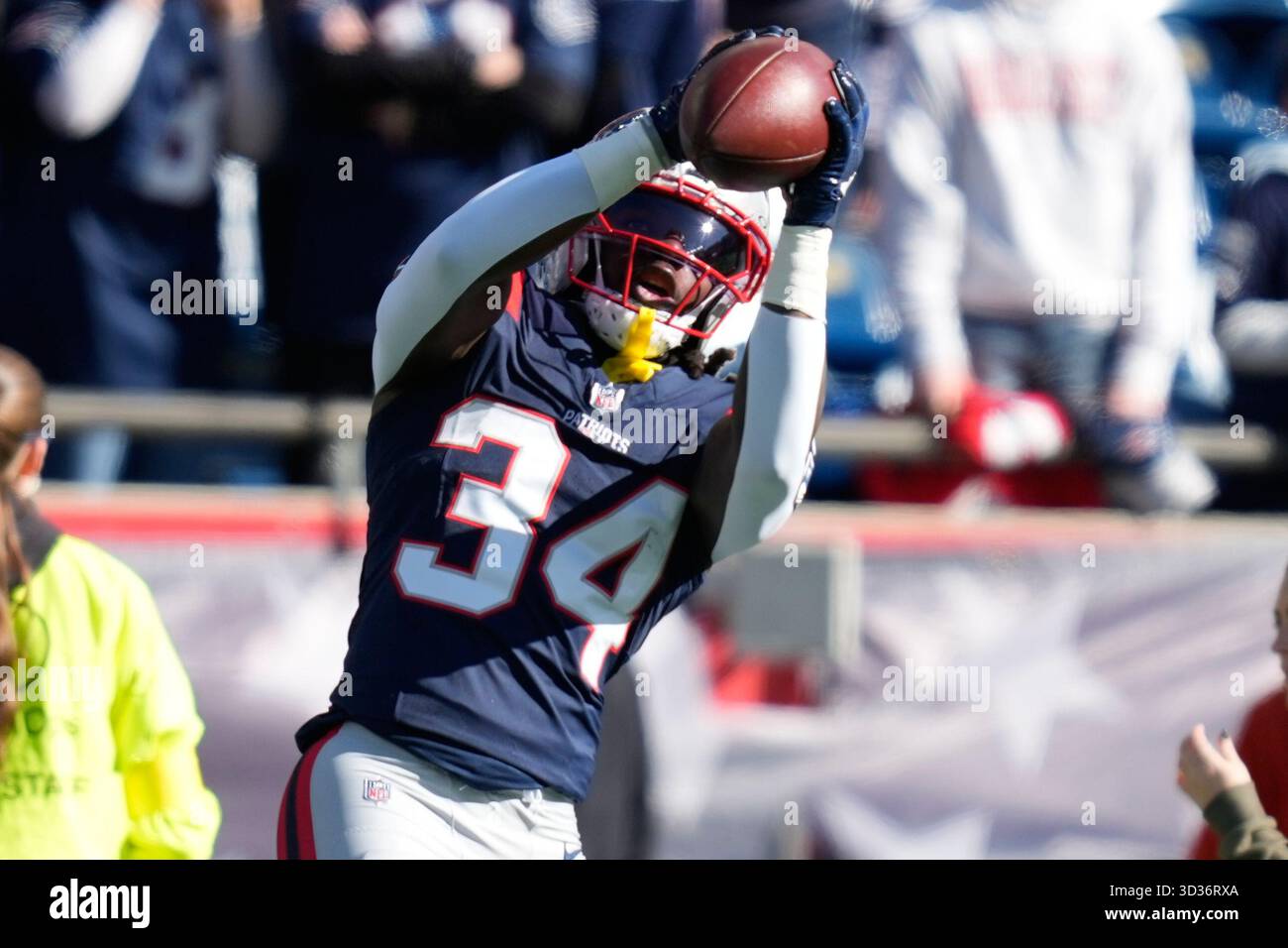 New England Patriots running back Lan Larison (34) , Sunday, Nov. 2 ...