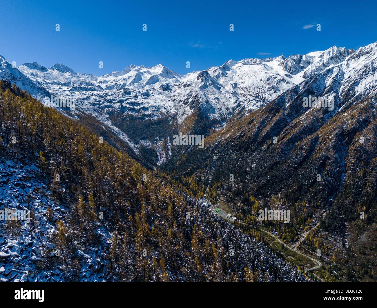 ABA, CHINA - OTOBER 28, 2025 - Dagu Glacier Scenic Area in Heishui ...