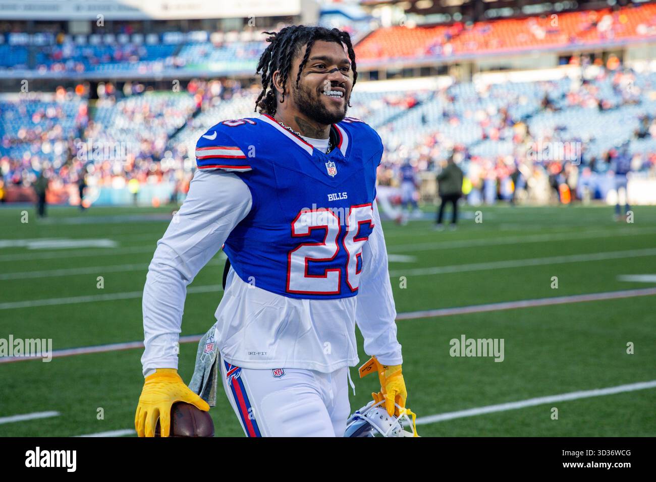 Buffalo Bills running back Ty Johnson (26) warms up before an NFL ...