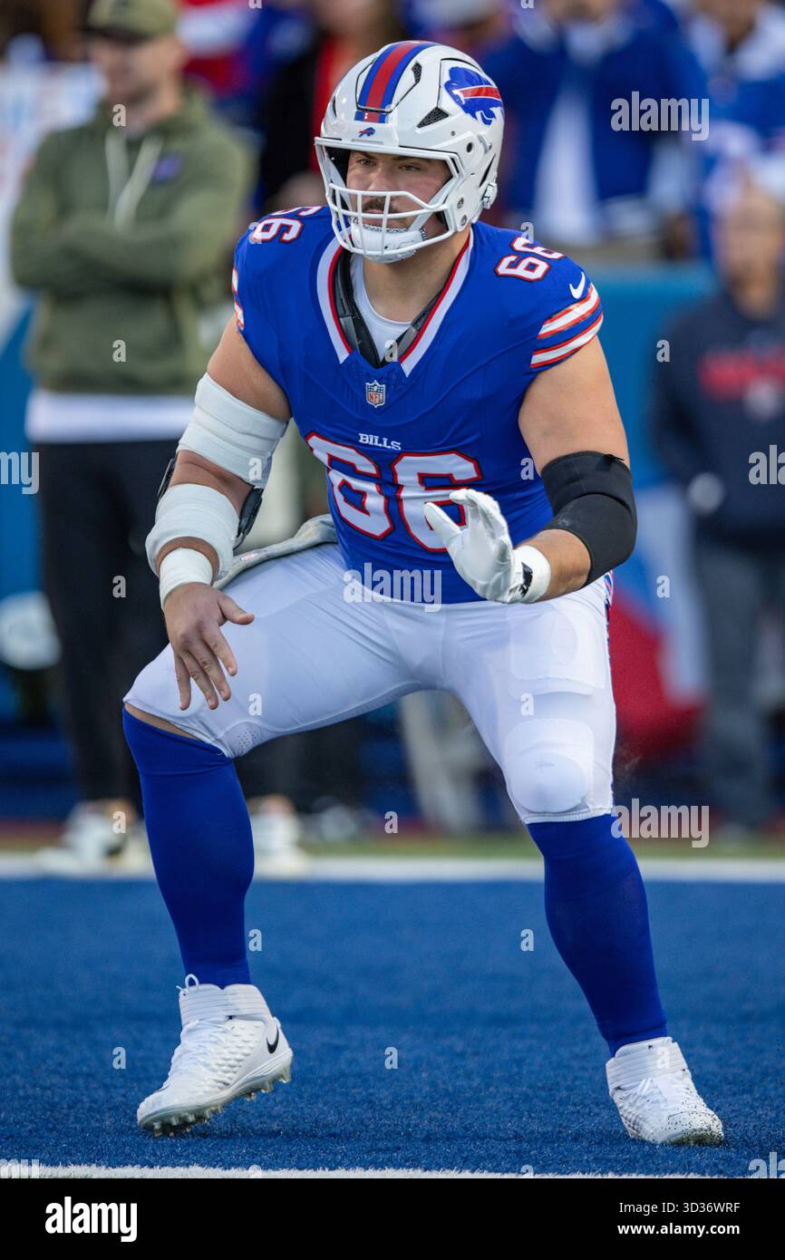Buffalo Bills center Connor McGovern (66) warms up before an NFL ...