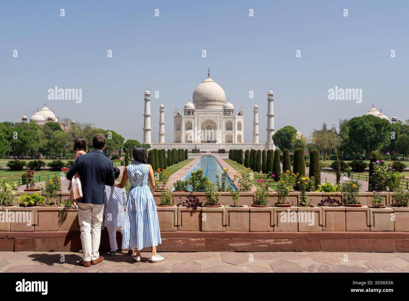 Jd and usha vance hi-res stock photography and images - Alamy