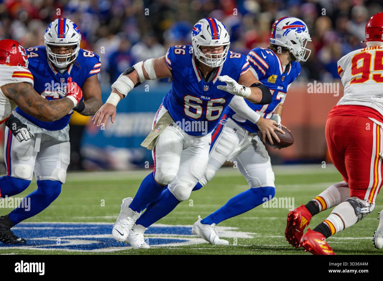 Buffalo Bills center Connor McGovern (66) runs to set a block during an ...