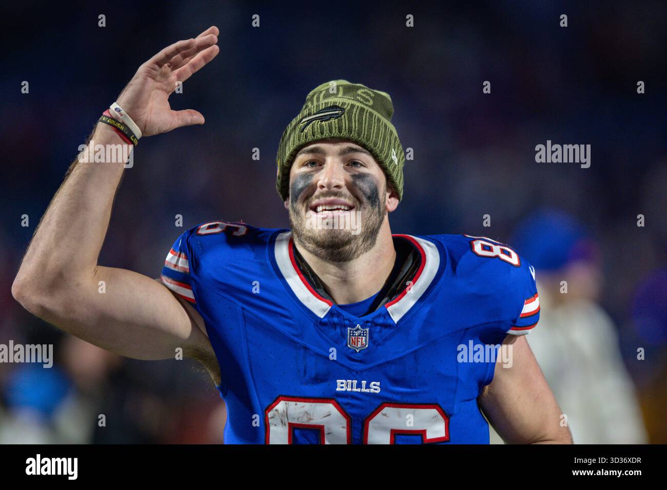 Buffalo Bills tight end Dalton Kincaid (86) leaves the field after an ...