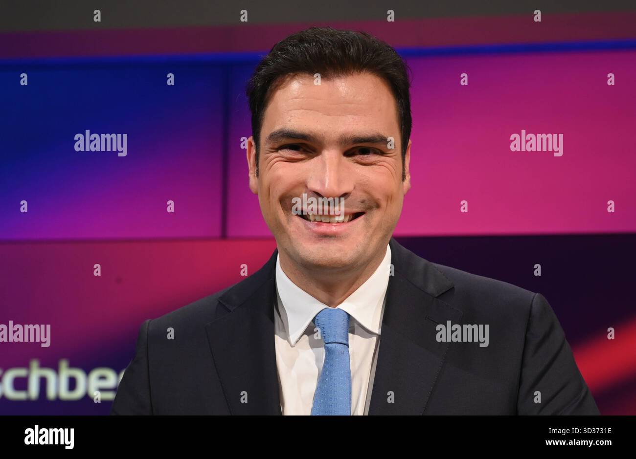 Journalist Jan Philipp Burgard, Chefredakteur der Welt-Gruppe zu Gast ...