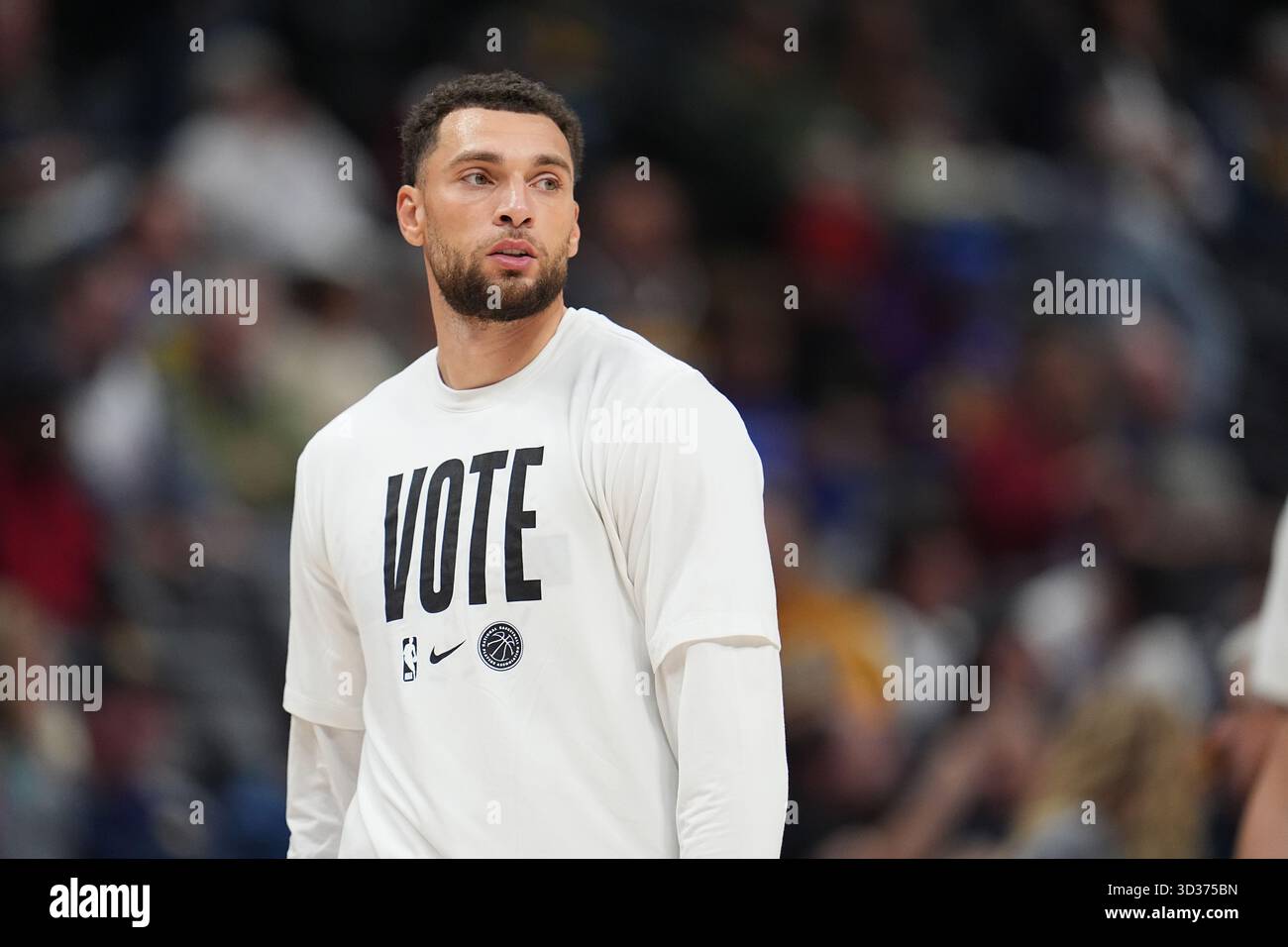 Sacramento Kings guard Zach LaVine (8) in the first half of an NBA ...