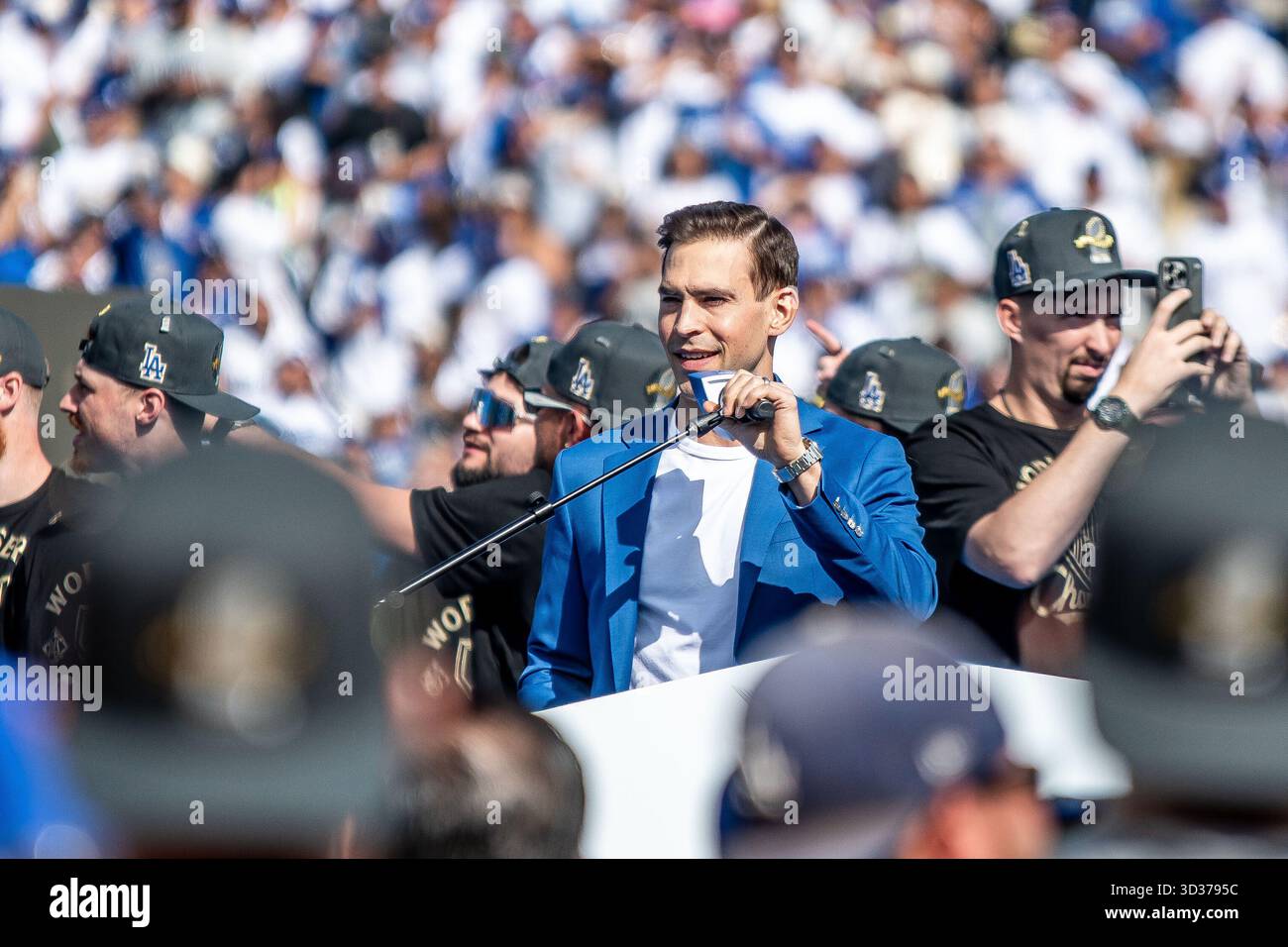 Los Angeles Dodgers commentator Joe Davis presents the back to back ...