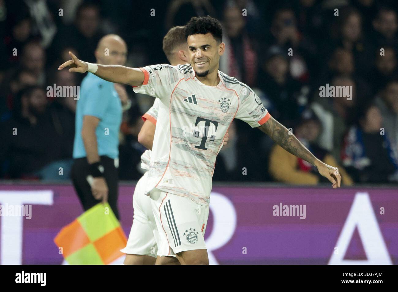 Luis Diaz of Bayern Munich celebrates his first goal during the UEFA ...
