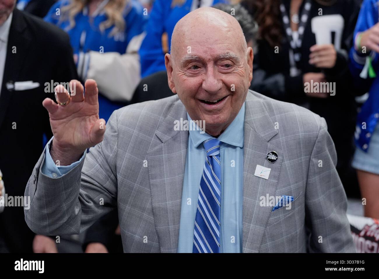 Dick Vitale arrives before an NCAA college basketball game between Duke ...