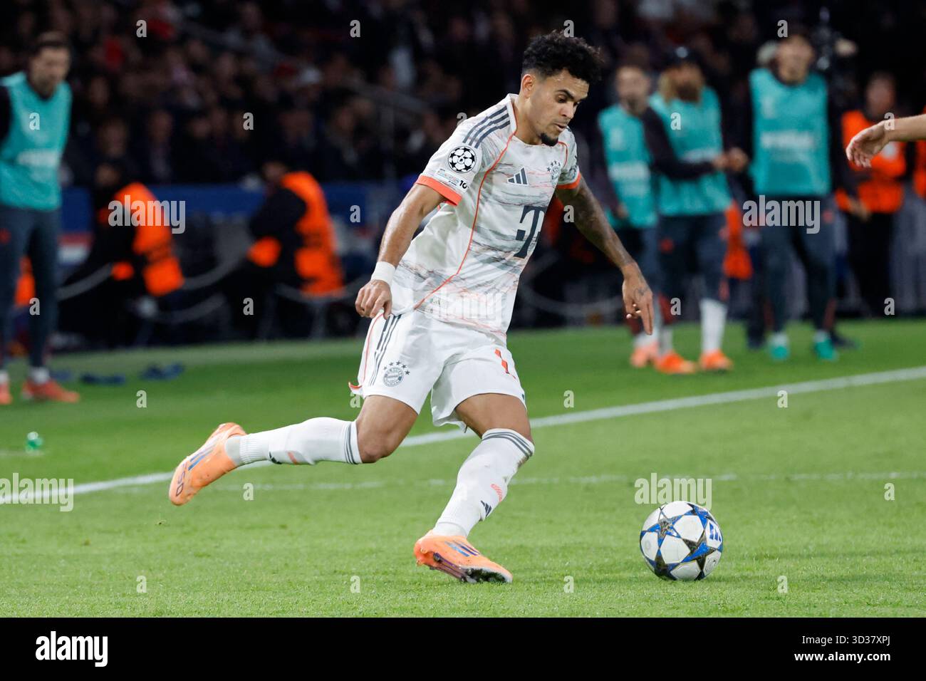 Bayern Munich’s Luis Diaz during the 2025-26 Champions League phase ...