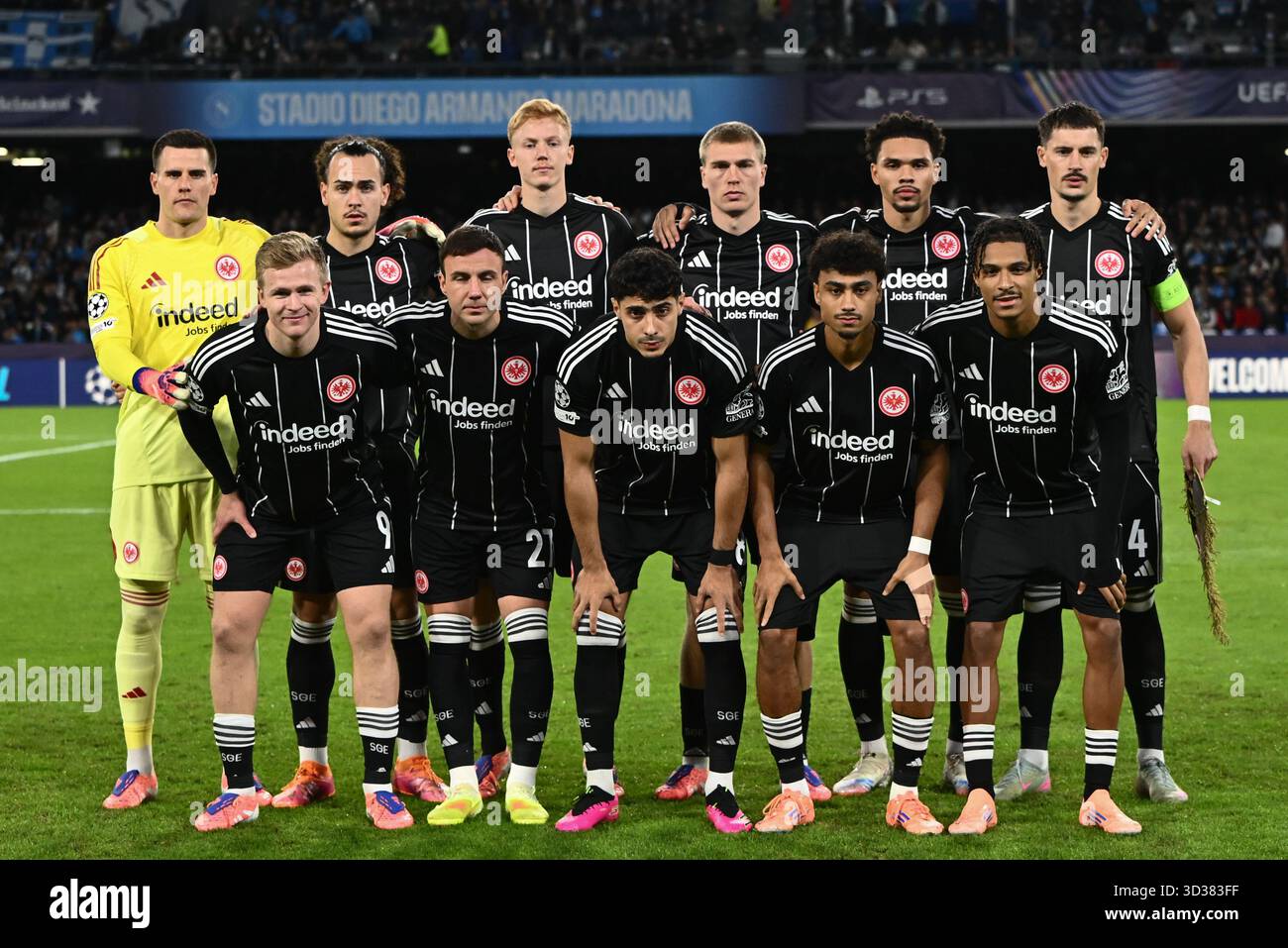 Naples, Italy 4Th Nov. 2025: The Eintracht Frankfurt team is posing for ...