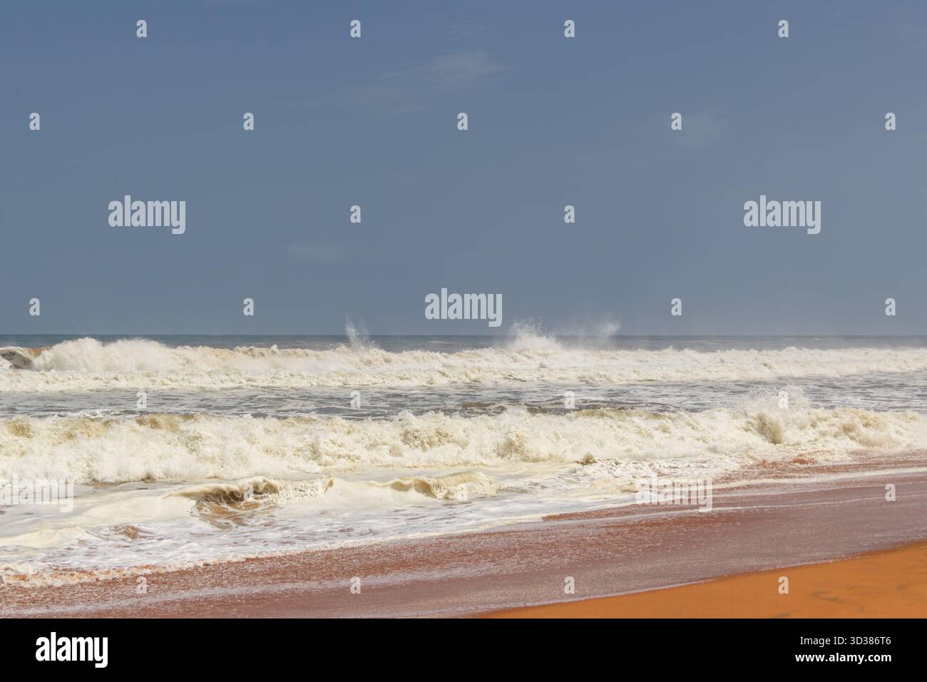 Dynamic Ocean Waves Crashing and Foaming on a Wide Shoreline Stock ...