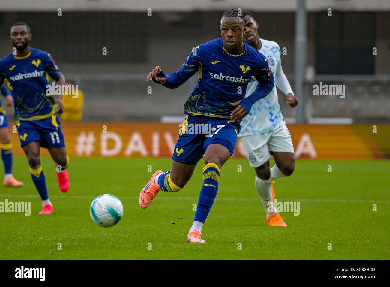 Hellas Verona's Armel Bella-Kotchap portrait in action during Hellas ...