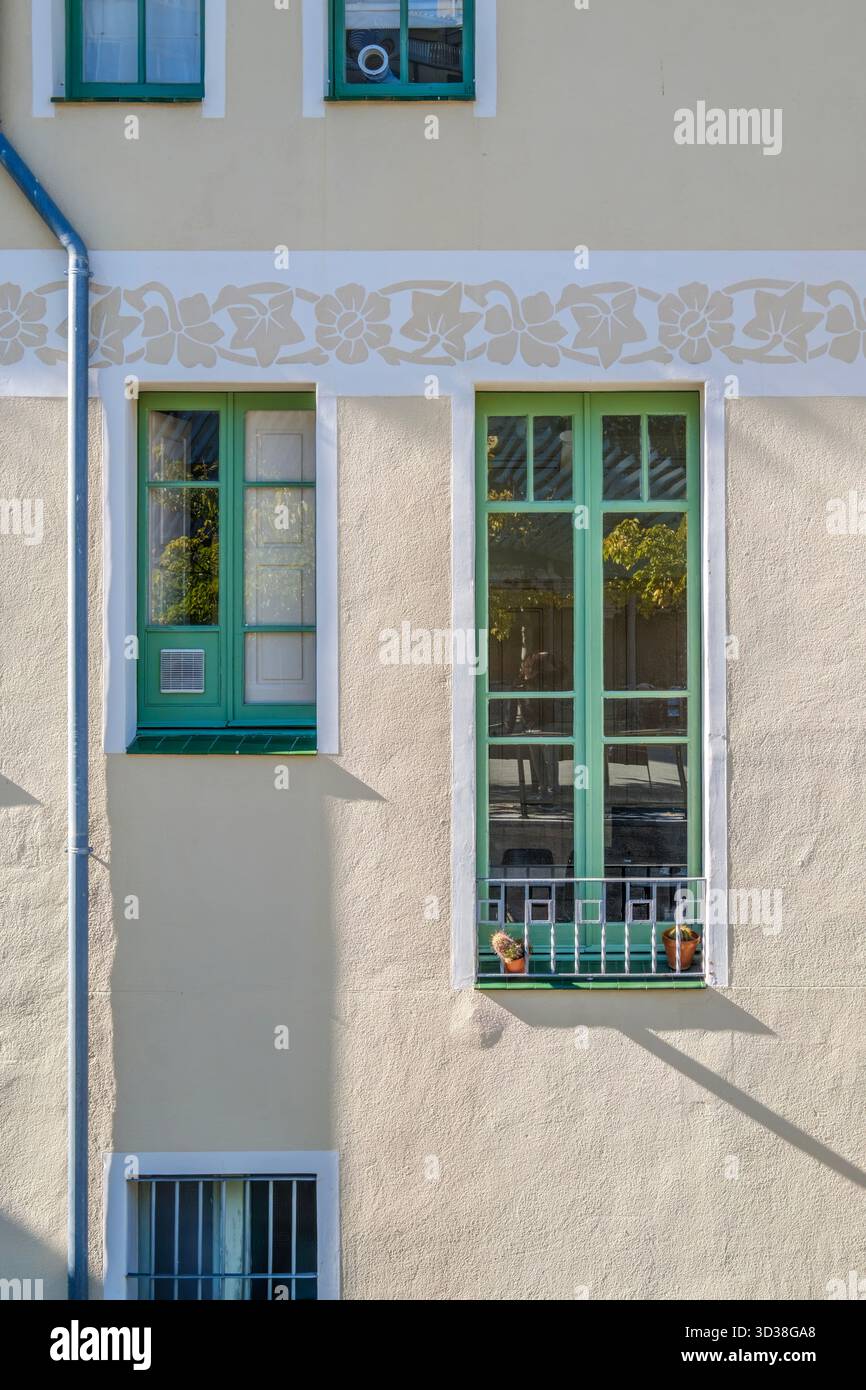 Aesthetic border hi-res stock photography and images - Alamy