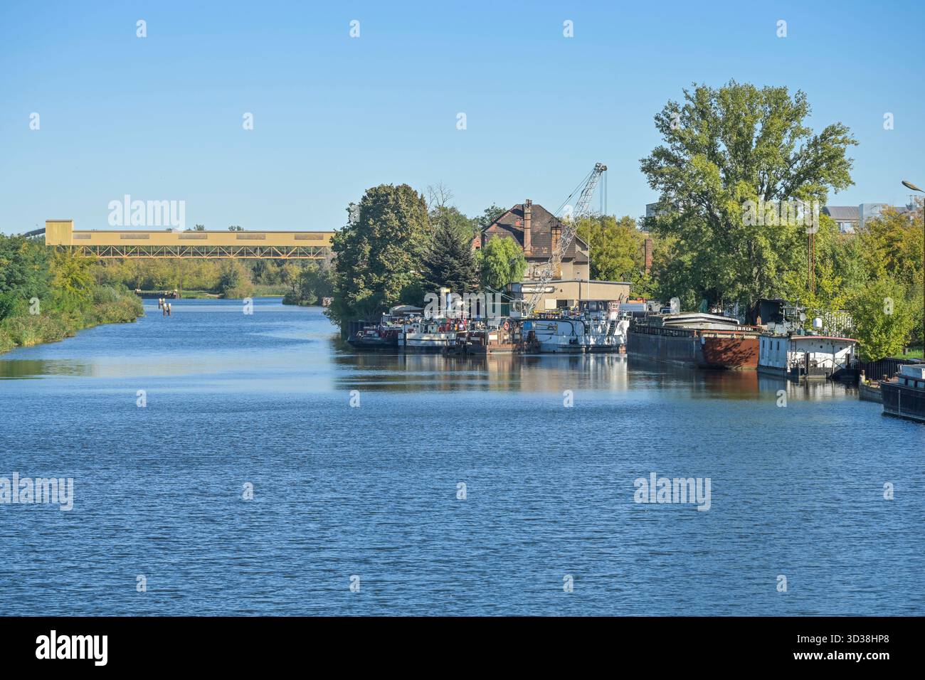 Oder-Spree-Kanal, Eisenhüttenstadt, Brandenburg, Deutschland *** Oder ...