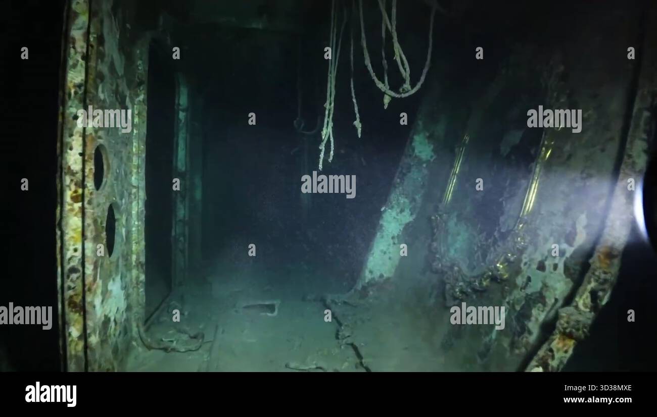 Titanic wreck debris hi-res stock photography and images - Alamy