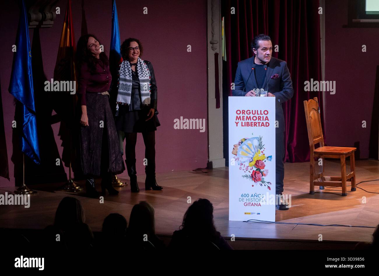 The director of the documentary "Pendaripen, the silenced history of ...