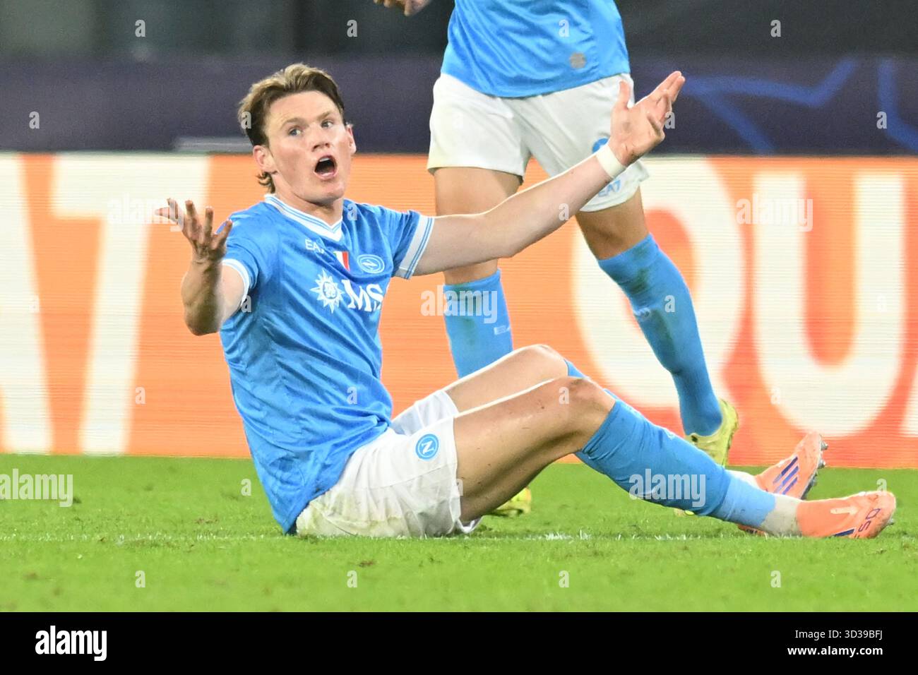 Scott McTominay of SSC Napoli gestures during the Uefa Champions League ...