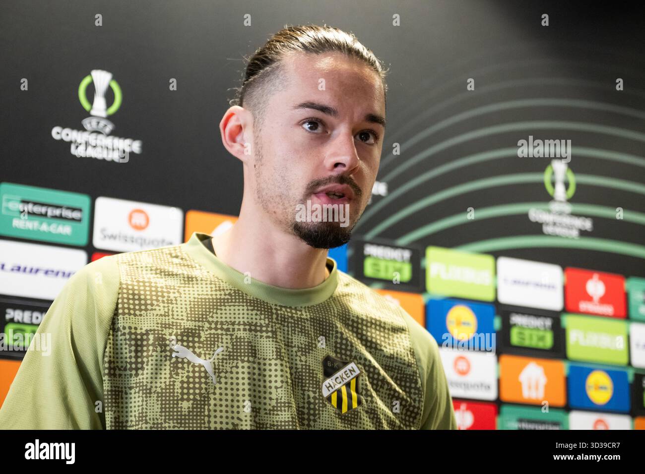 251105 Amor Layouni is interviewed after a training session with Häcken ...
