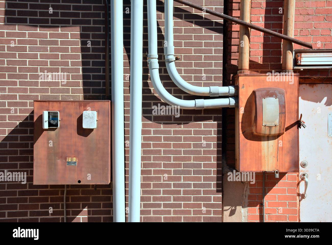 Colorful street and alley view of utility infrastructure. Texarkana, TX ...