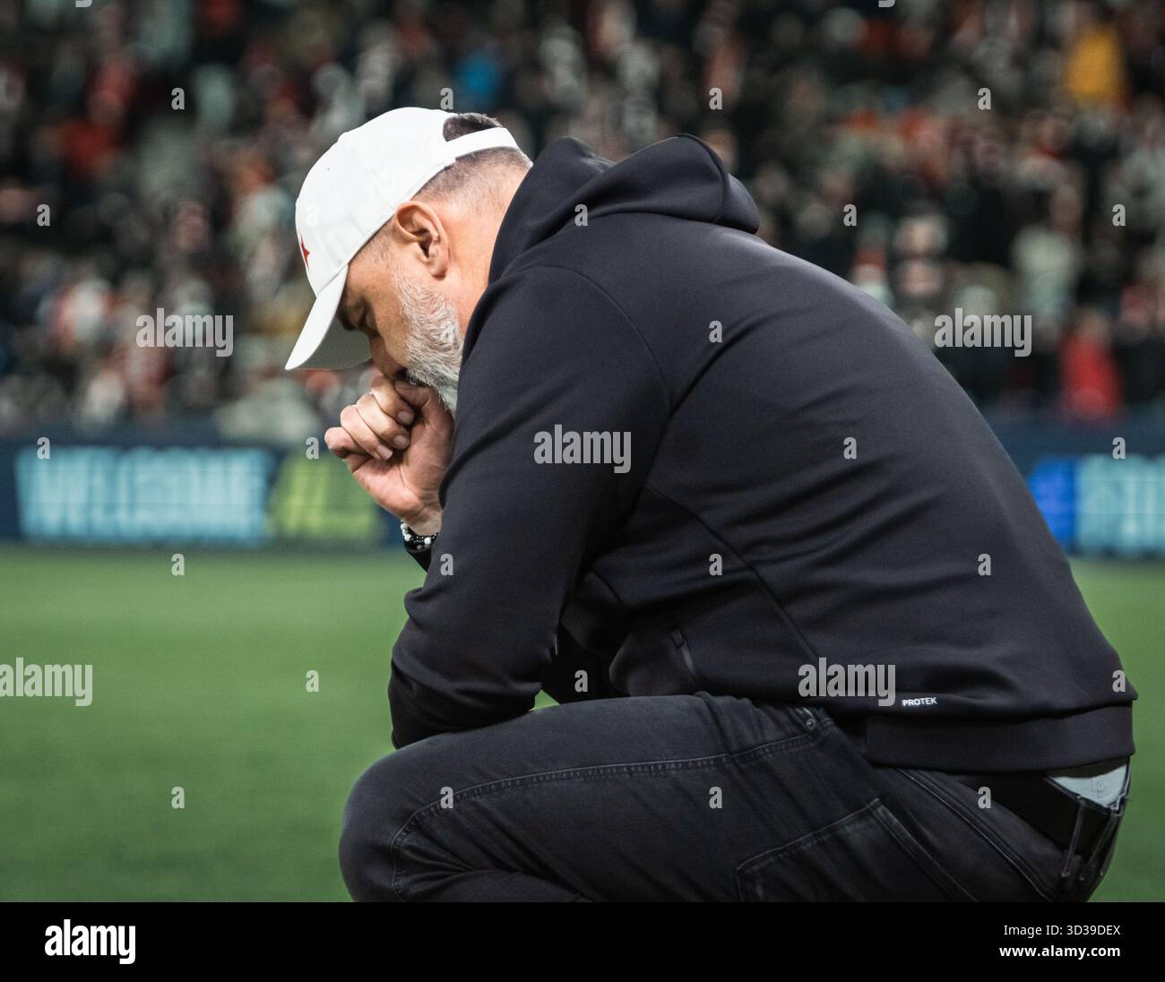 Arsenal away victory 3-0 against Slavia Praha during the UEFA Champions ...