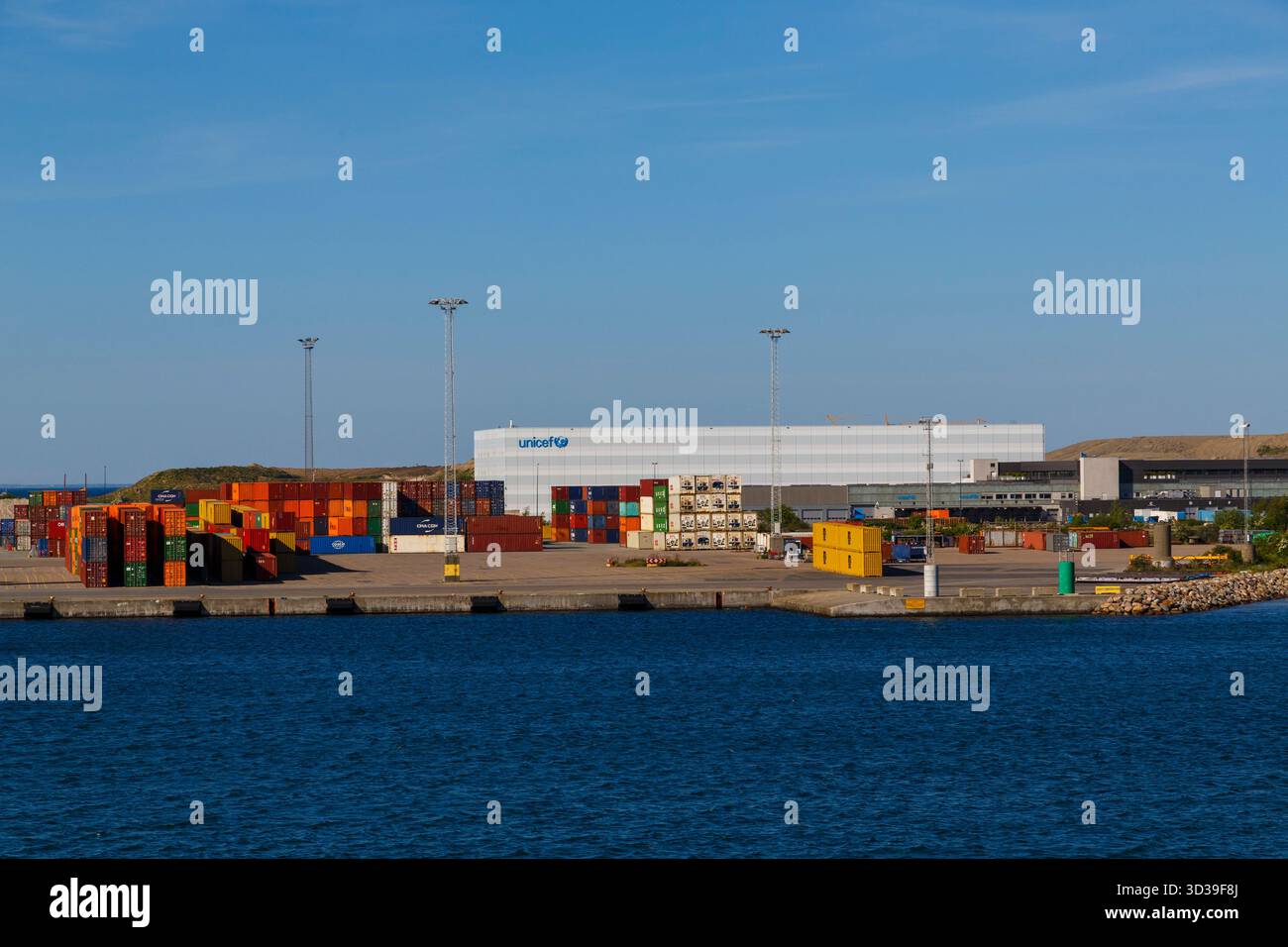 Unicef building UNICEF Global Supply and Logistics Hub at Copenhagen ...