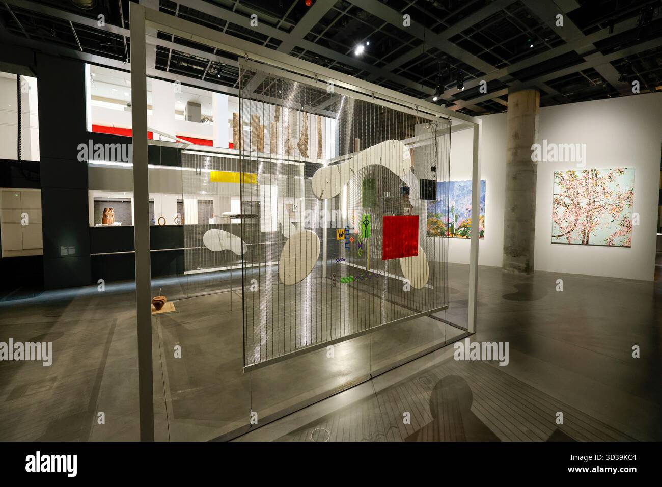 CARTIER HAS OPENED A MUSEUM-SCALE CONTEMPORARY ART FOUNDATION IN THE ...