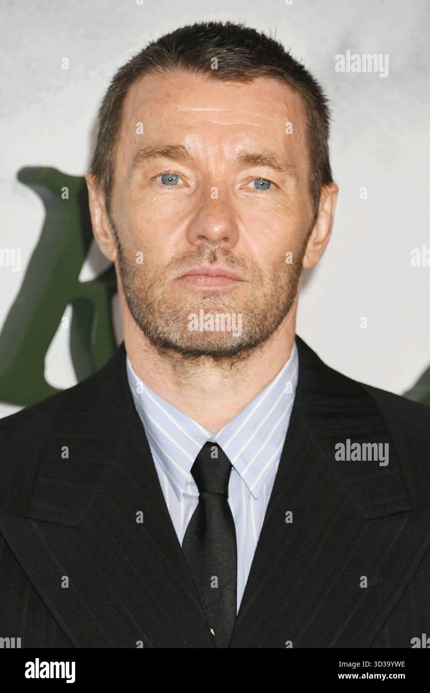 Joel Edgerton bei der Premiere des Netflix-Films Train Dreams im Egyptian Theatre. Los Angeles ...