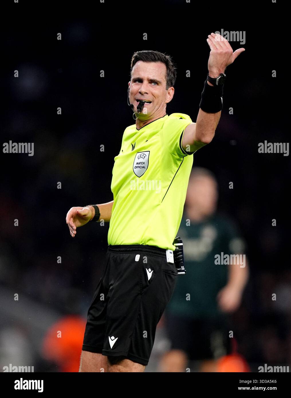 Referee Erik Lambrechts during the UEFA Champions League, league stage ...