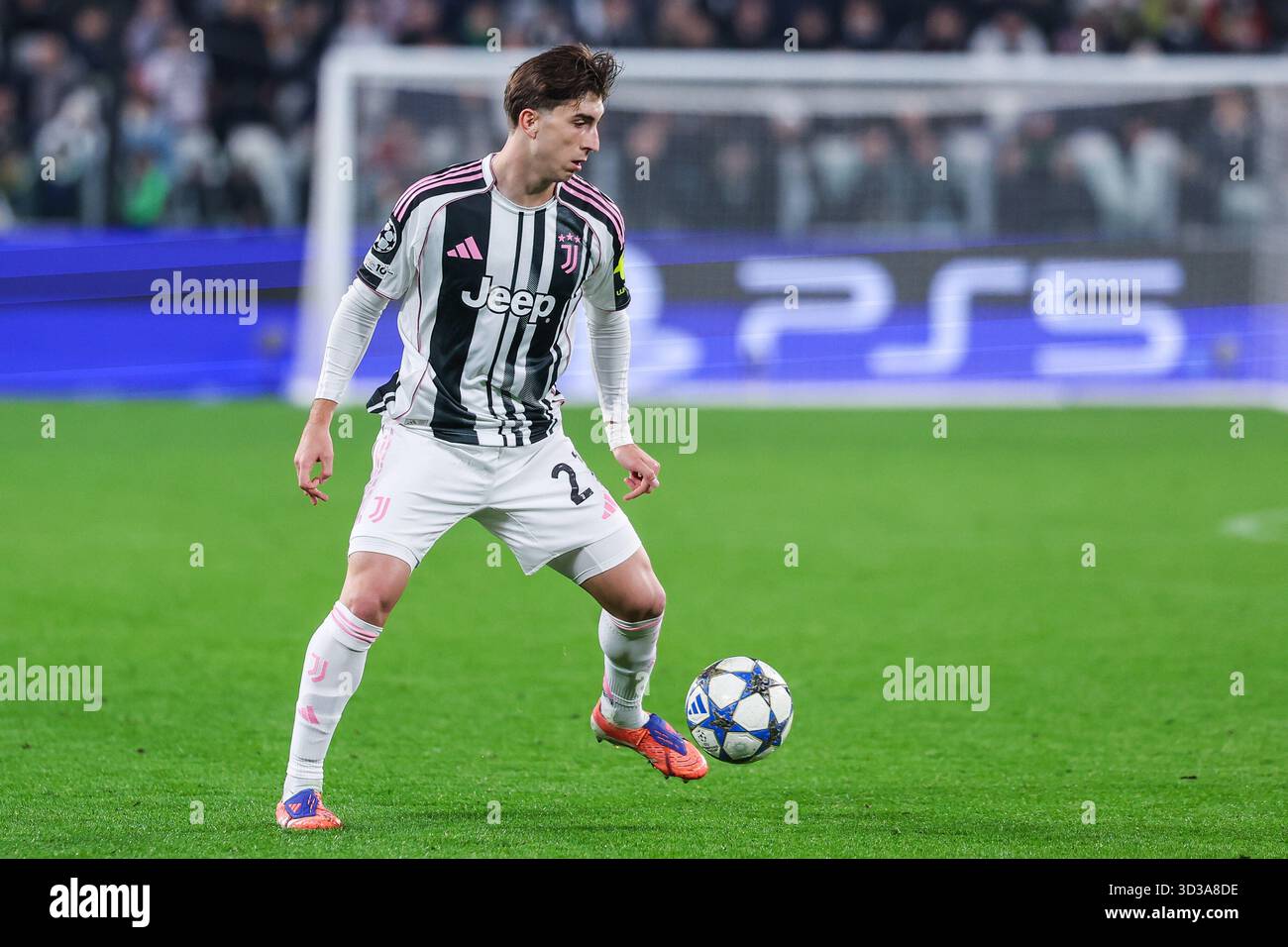Fabio Miretti of Juventus FC seen in action during UEFA Champions ...