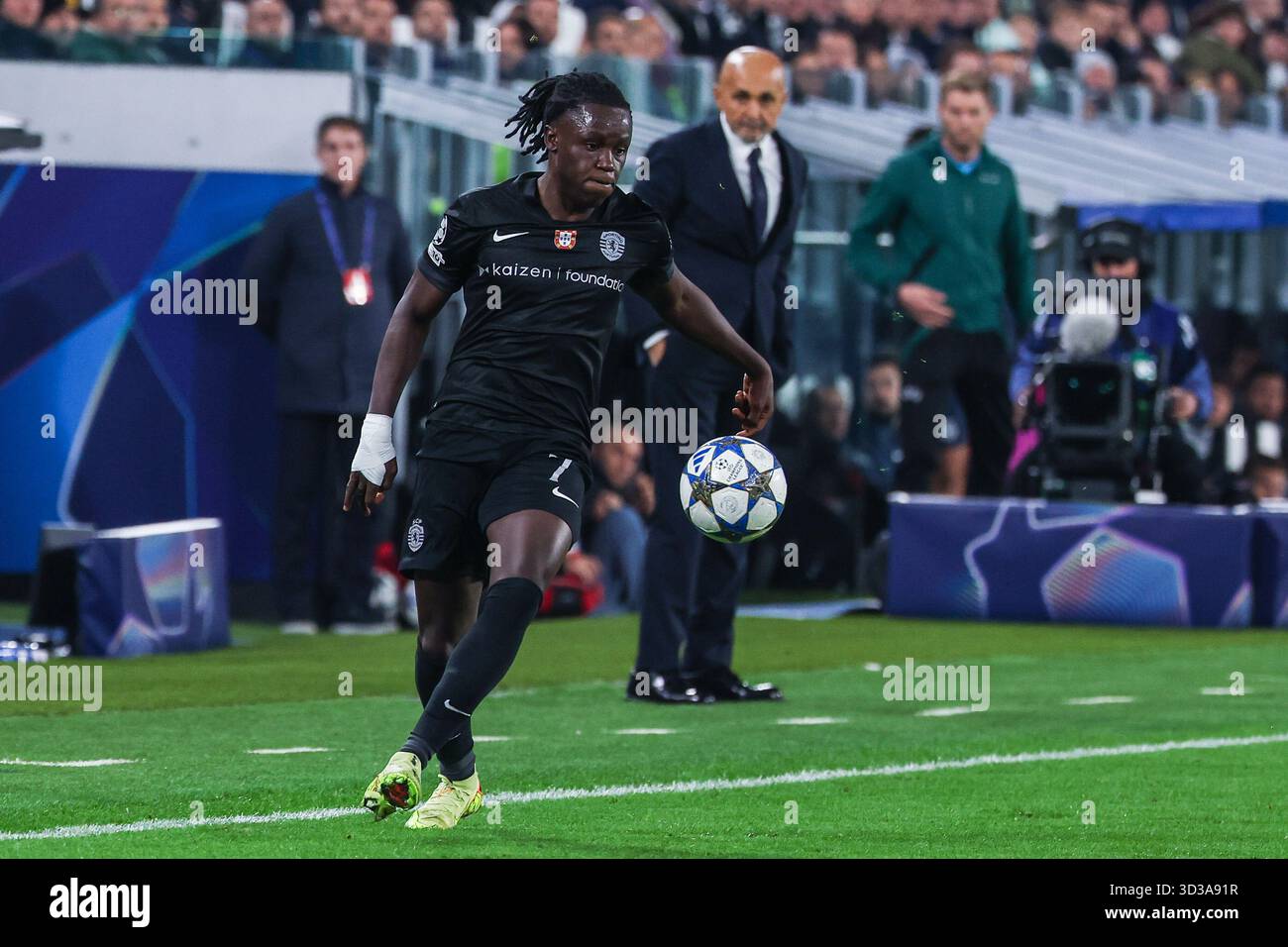Geovany Quenda of Sporting CP seen in action during UEFA Champions ...