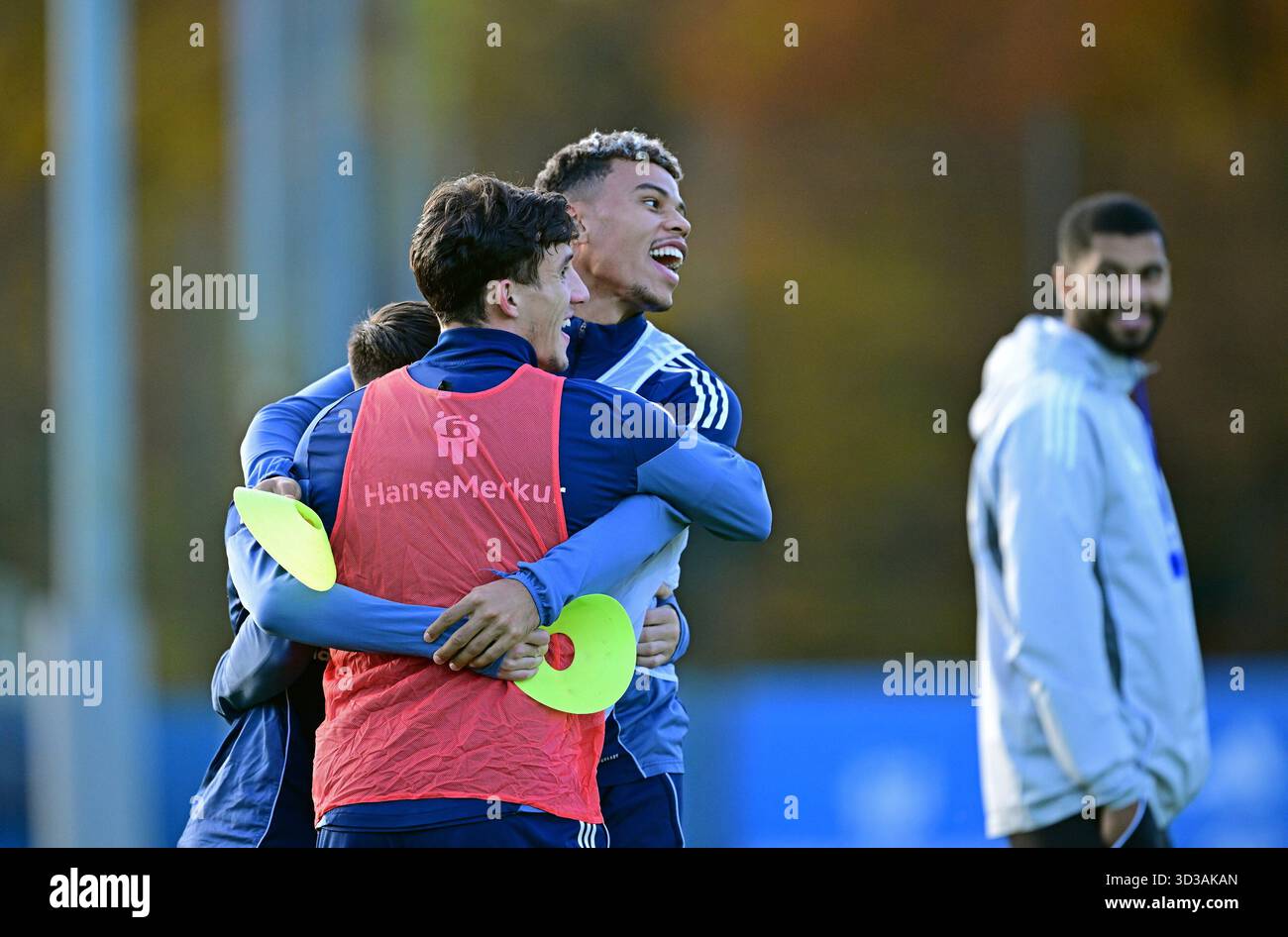 from left: Nicolas Capaldo, Ransford-Yeboah Koenigsdoerffer Hamburg ...