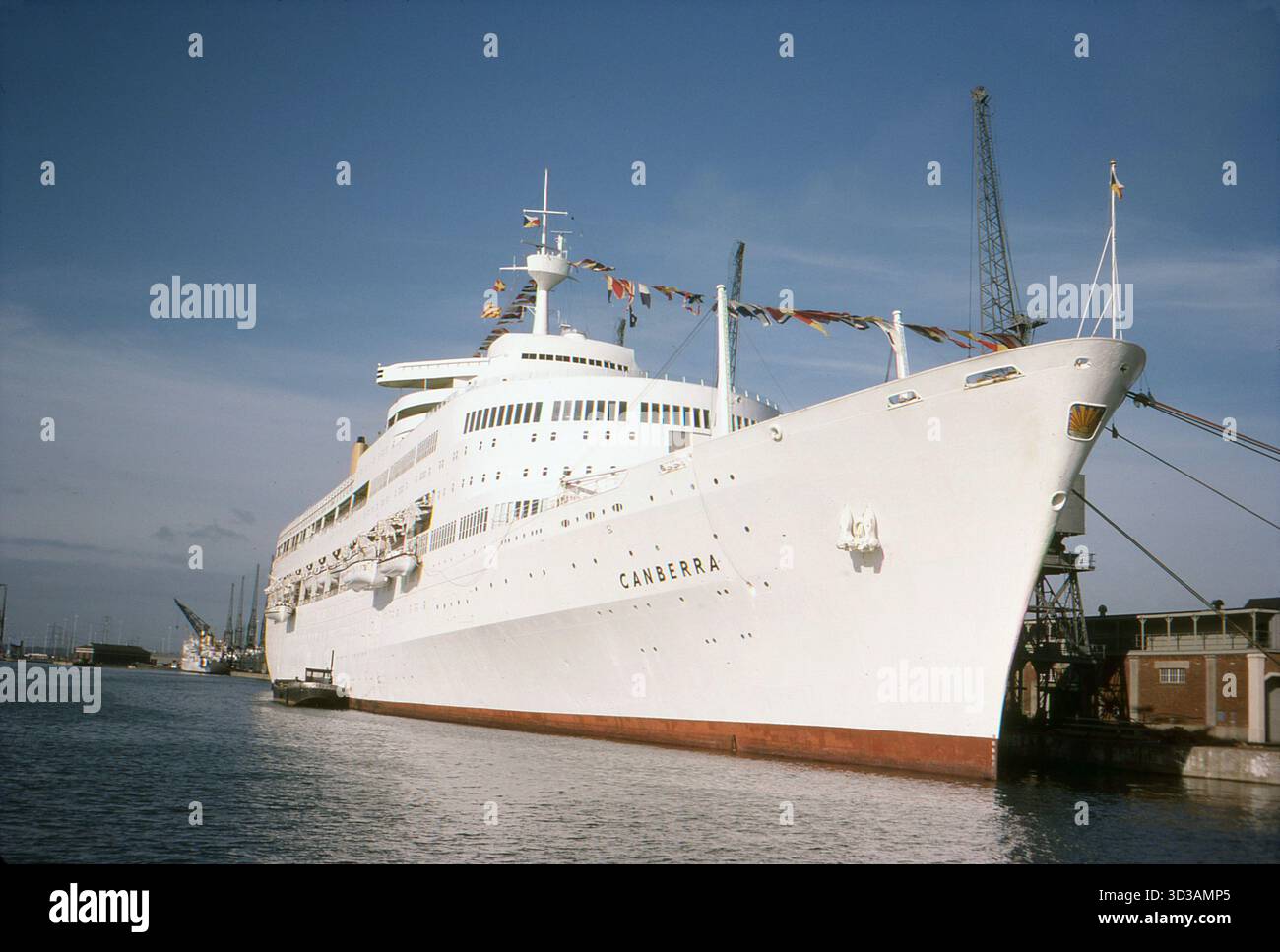 Hampshire, England. 1977 – A photograph of the bow, forward ...