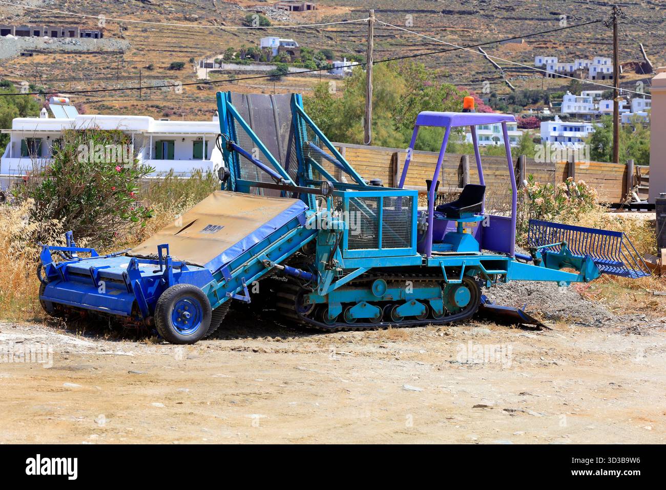 Sand sifter / cleaner seaweed picker beach cleaning tractor, Tinos ...