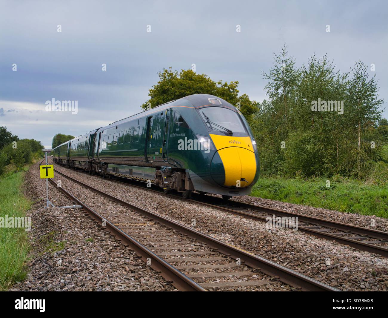 Wiltshire, UK - Sep 09 2025: A GWR Intercity Express Train speeds along ...