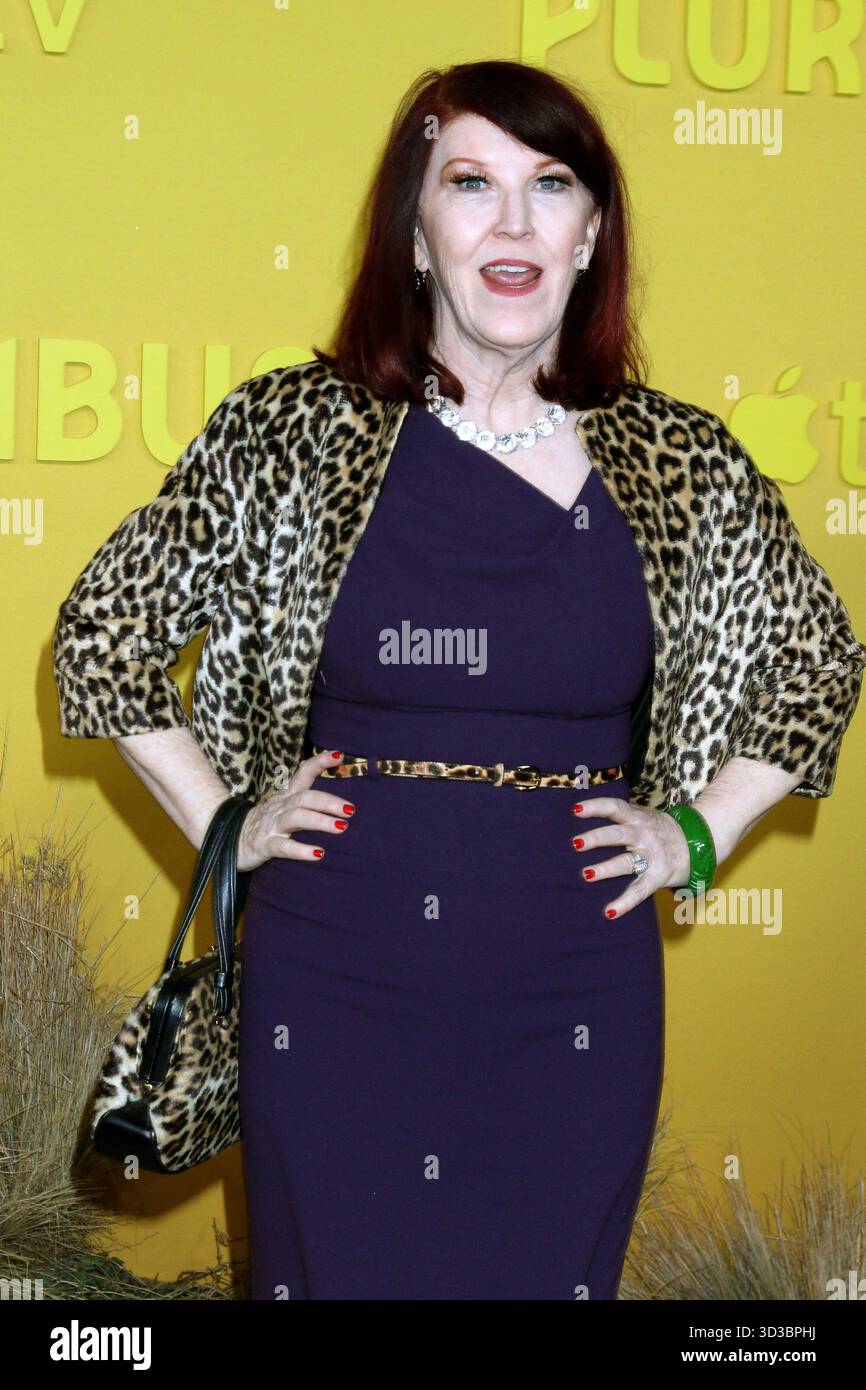 Kate Flannery at arrivals for PLURIBUS Premiere, Directors Guild of ...