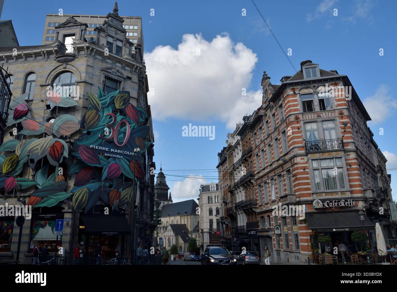 Brussels skyline sablon hi-res stock photography and images - Alamy