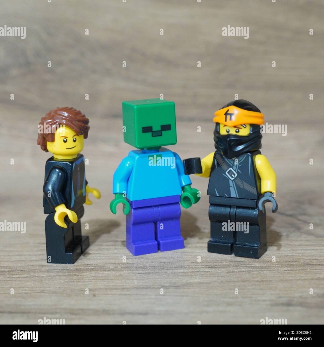 Lego figure head hi-res stock photography and images - Alamy