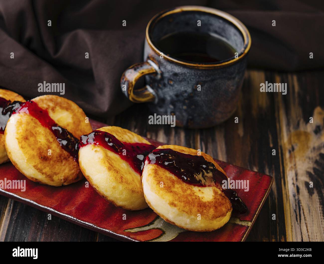 Cottage cheese cakes jam hi-res stock photography and images - Alamy